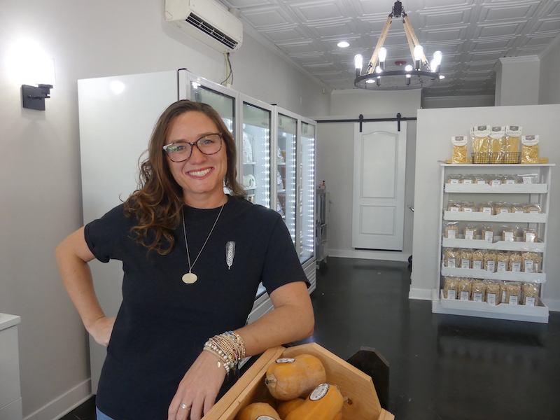 RED BANK: Florist ends 18-year vacancy; new shops, salon open.