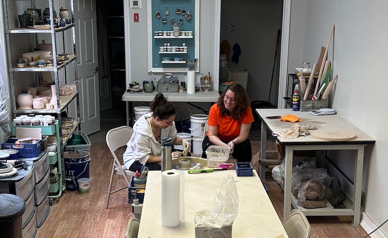 RED BANK: In Churn, a smoked-meat shop; pottery school opens