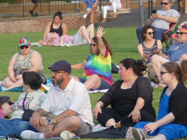 RED BANK: DRAG QUEENS STRUT THEIR STUFF - Red Bank Green