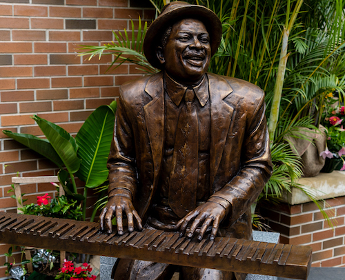 RED BANK: BASIE STATUE DEDICATION